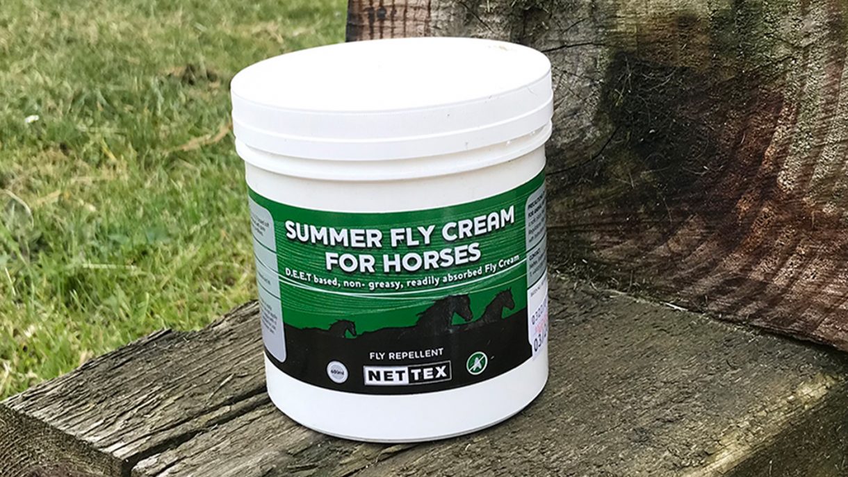Best fly gels for horses this summer | Horse & Hound