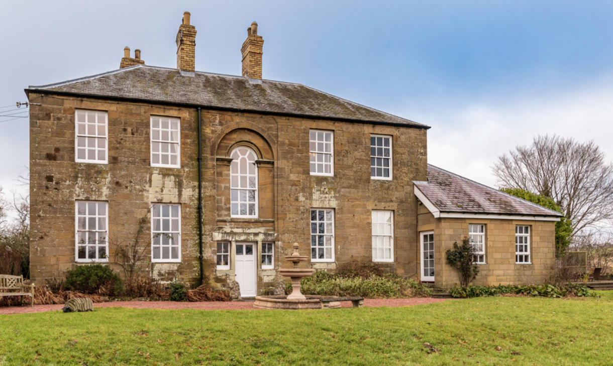 A 5-bed country house with stables, grazing – just five minutes from a ...