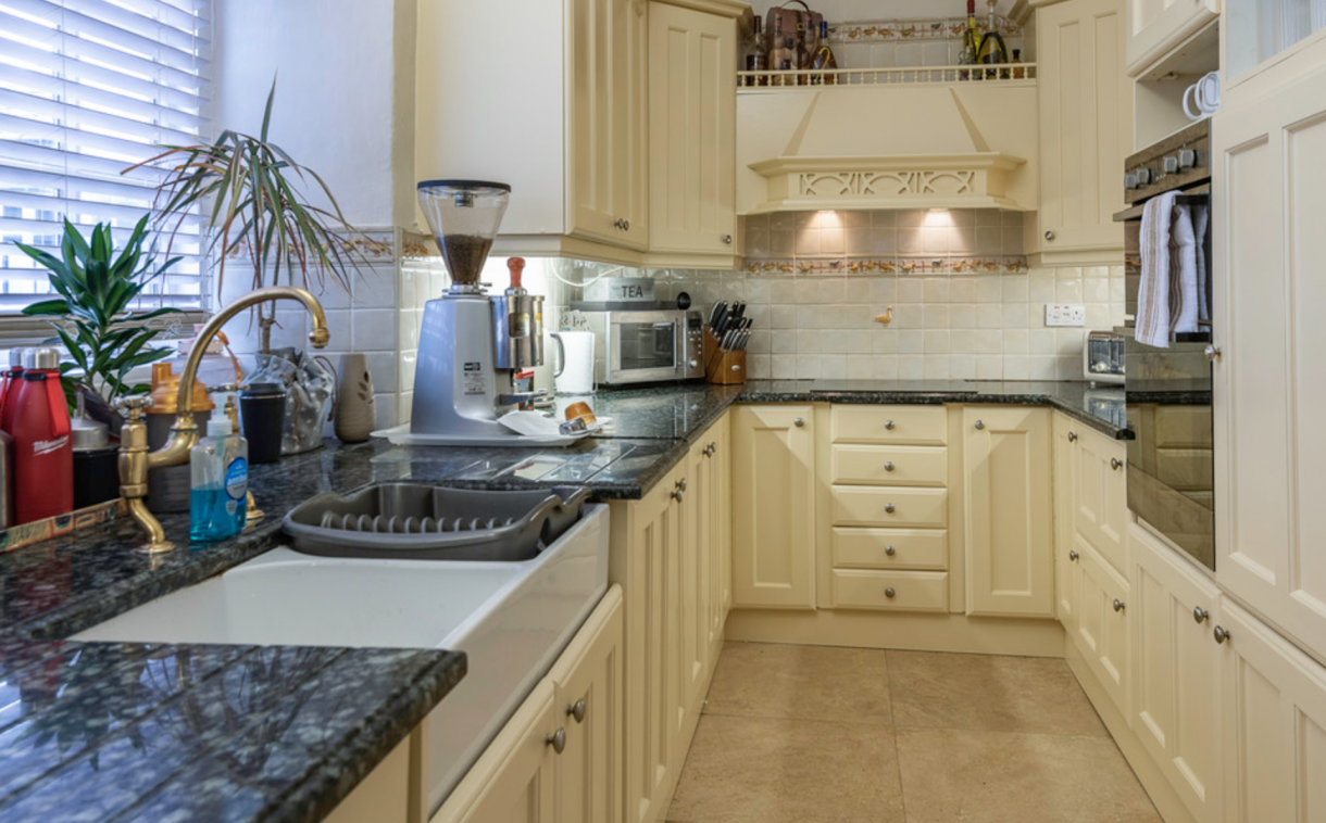 A 5-bed country house with stables, grazing – just five minutes from a ...
