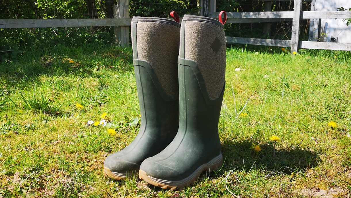 Best thermal wellington boots for the winter | Horse & Hound