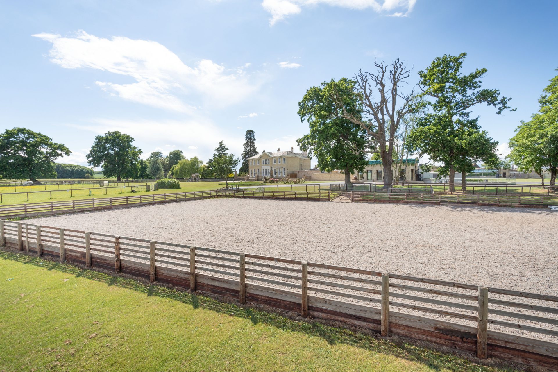 Is this the most luxurious yard you’ve ever seen? - Horse & Hound