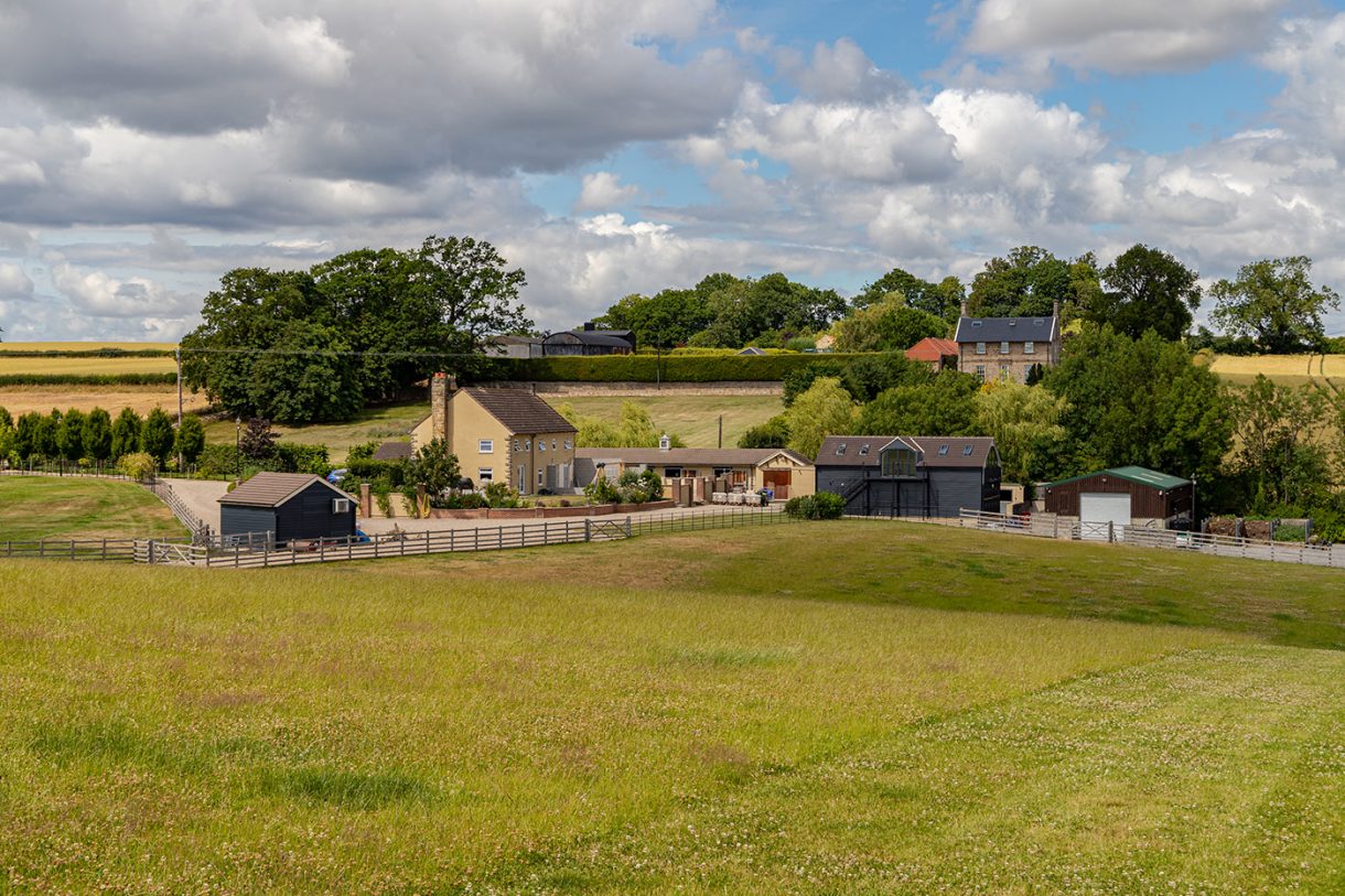 An idyllic farm with 8 stables, over 13 acres, 4-bed farmhouse (with ...
