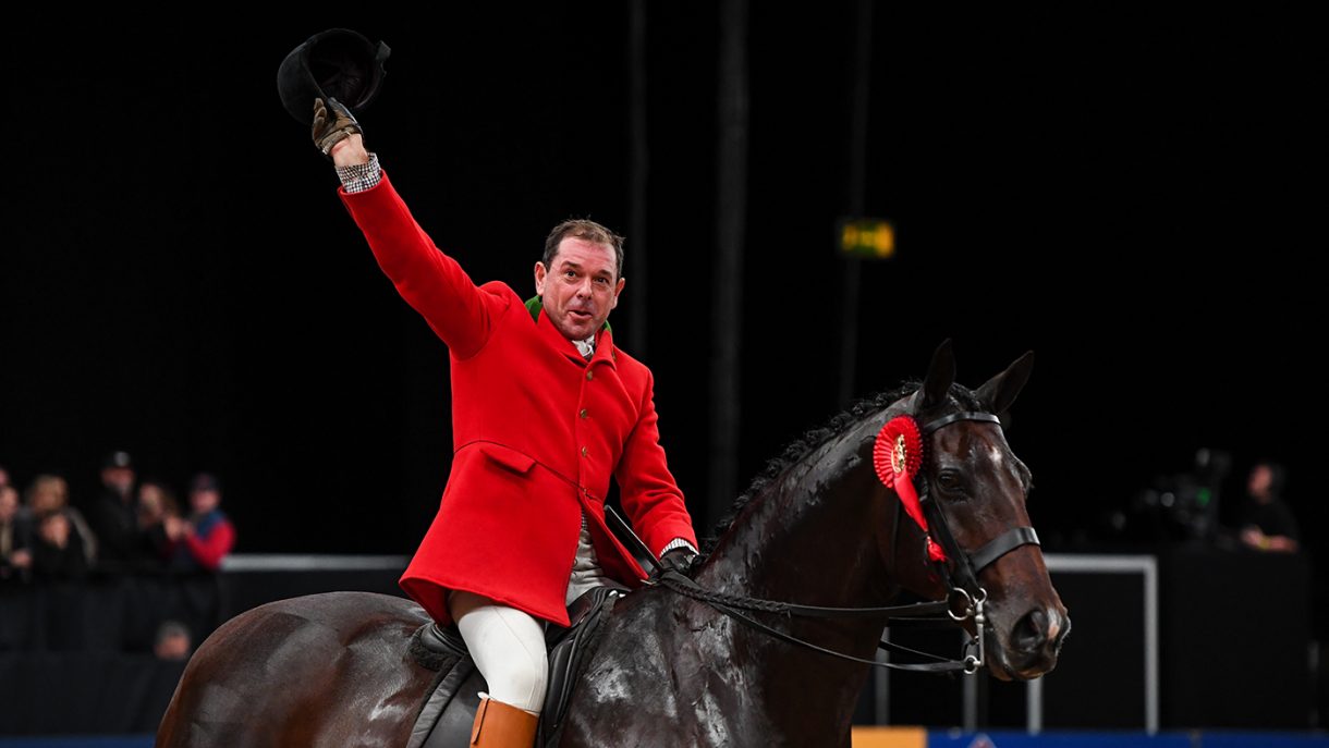 Fourth HOYS hunter of the year championship for View Point