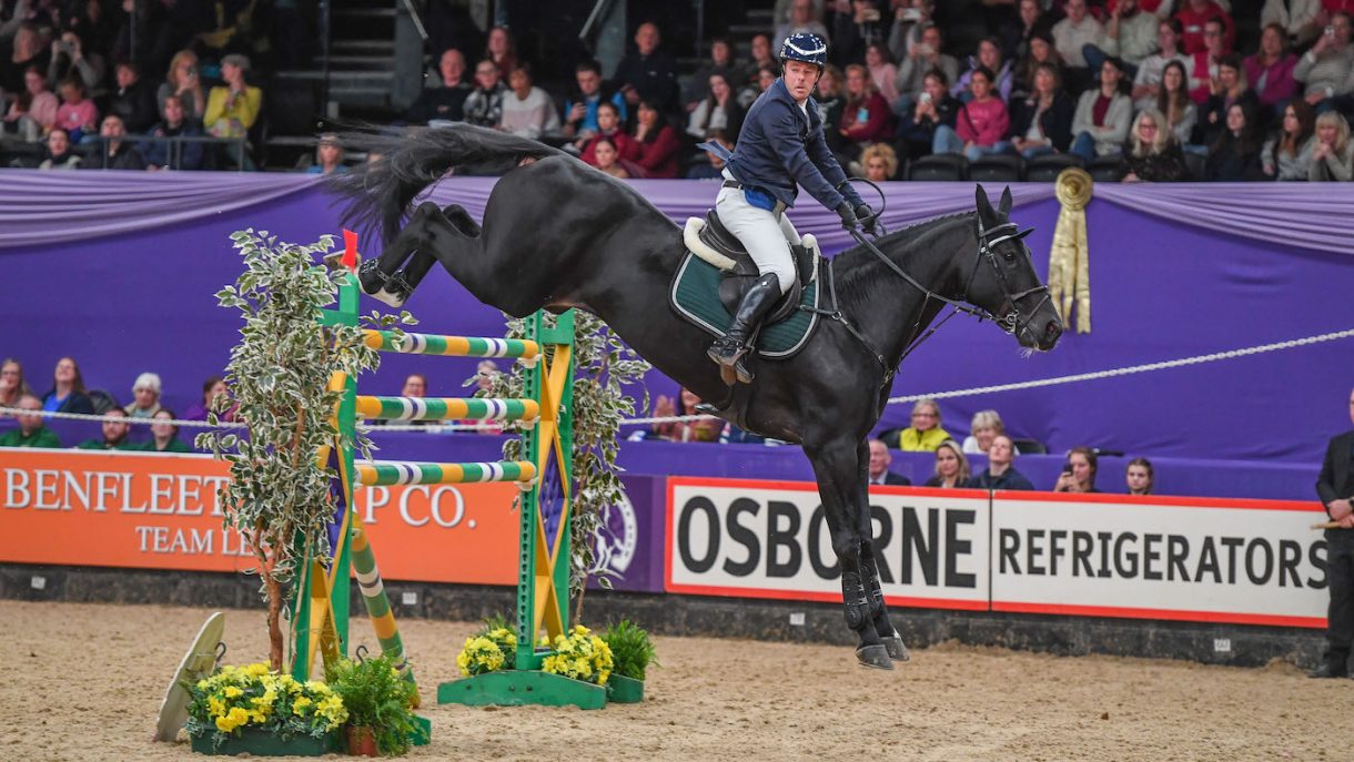 The HOYS six-bar: one combination takes all honours