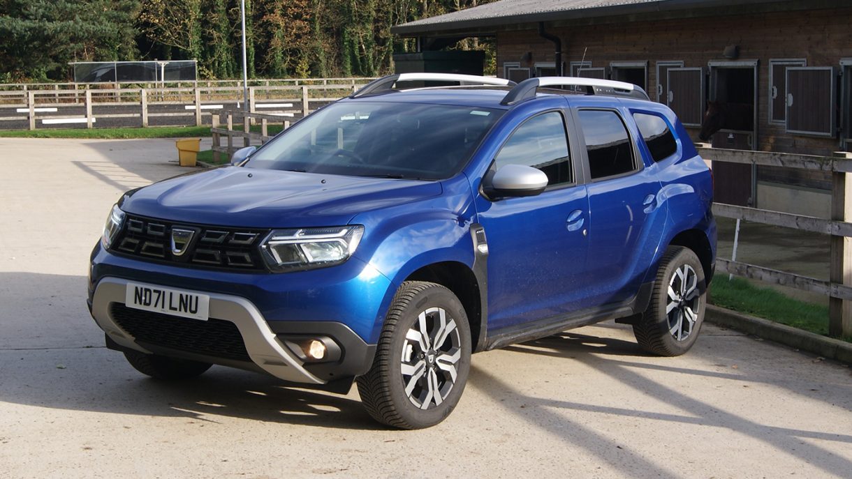 Dacia Duster Expression for towing – reviewed by Horse & Hound