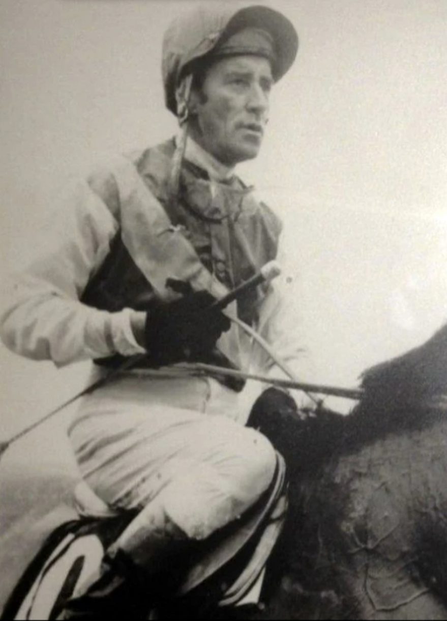 Six-time champion Irish jockey Liam Ward dies aged 92 - Horse & Hound
