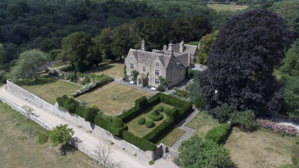 Rent this estate with country home, cottages, stable courtyard and 84 ...