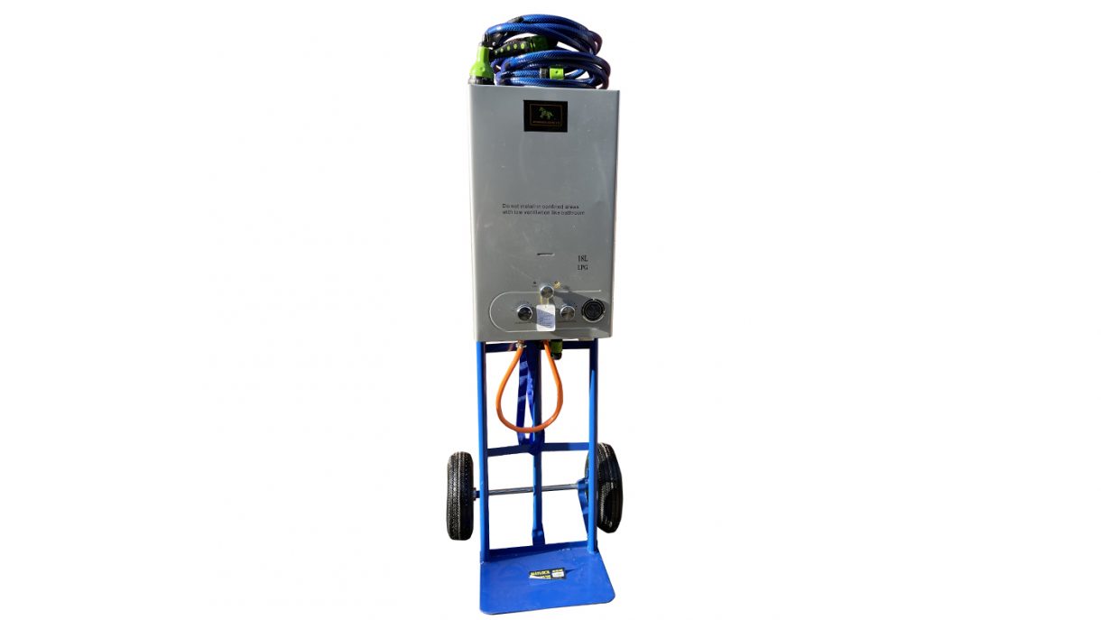 Best portable horse showers for using at home and away | Horse & Hound