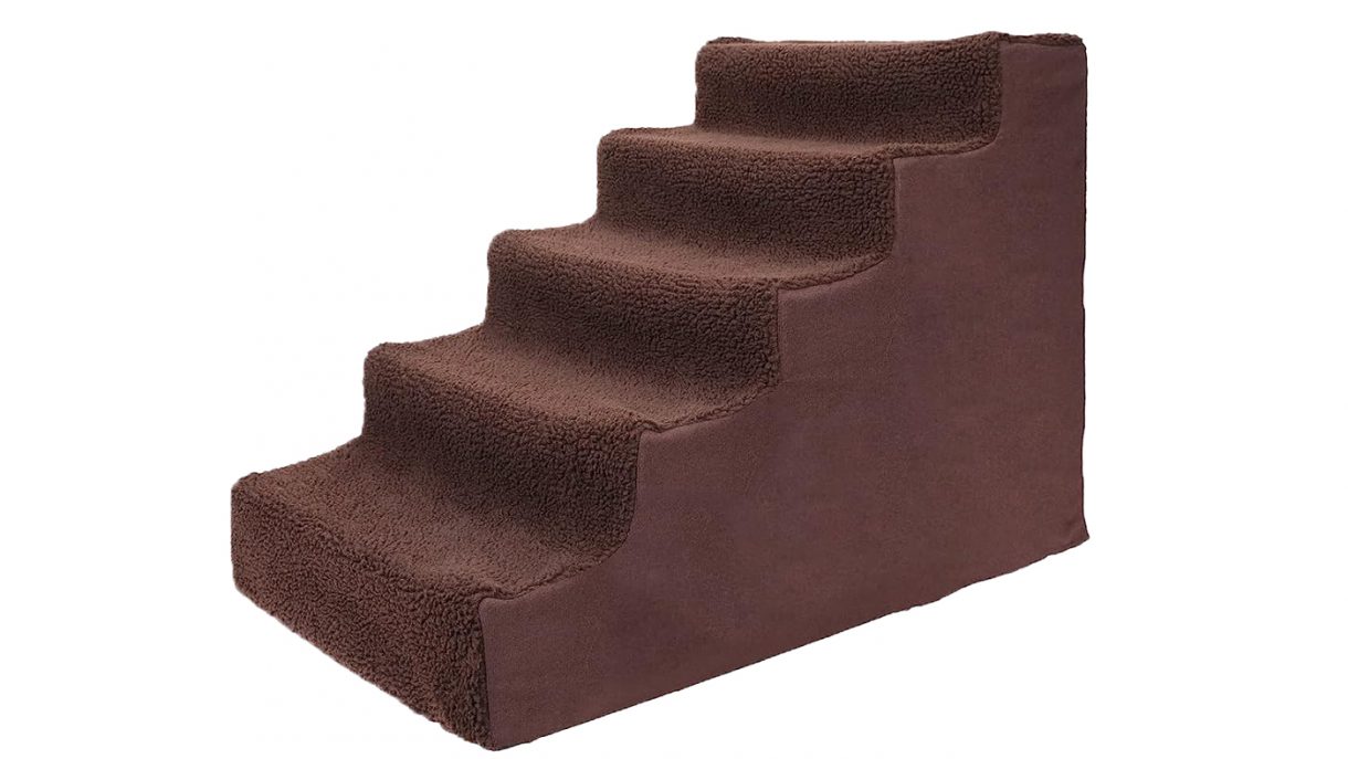 Best dog bed stairs: help dogs climb up with security and ease