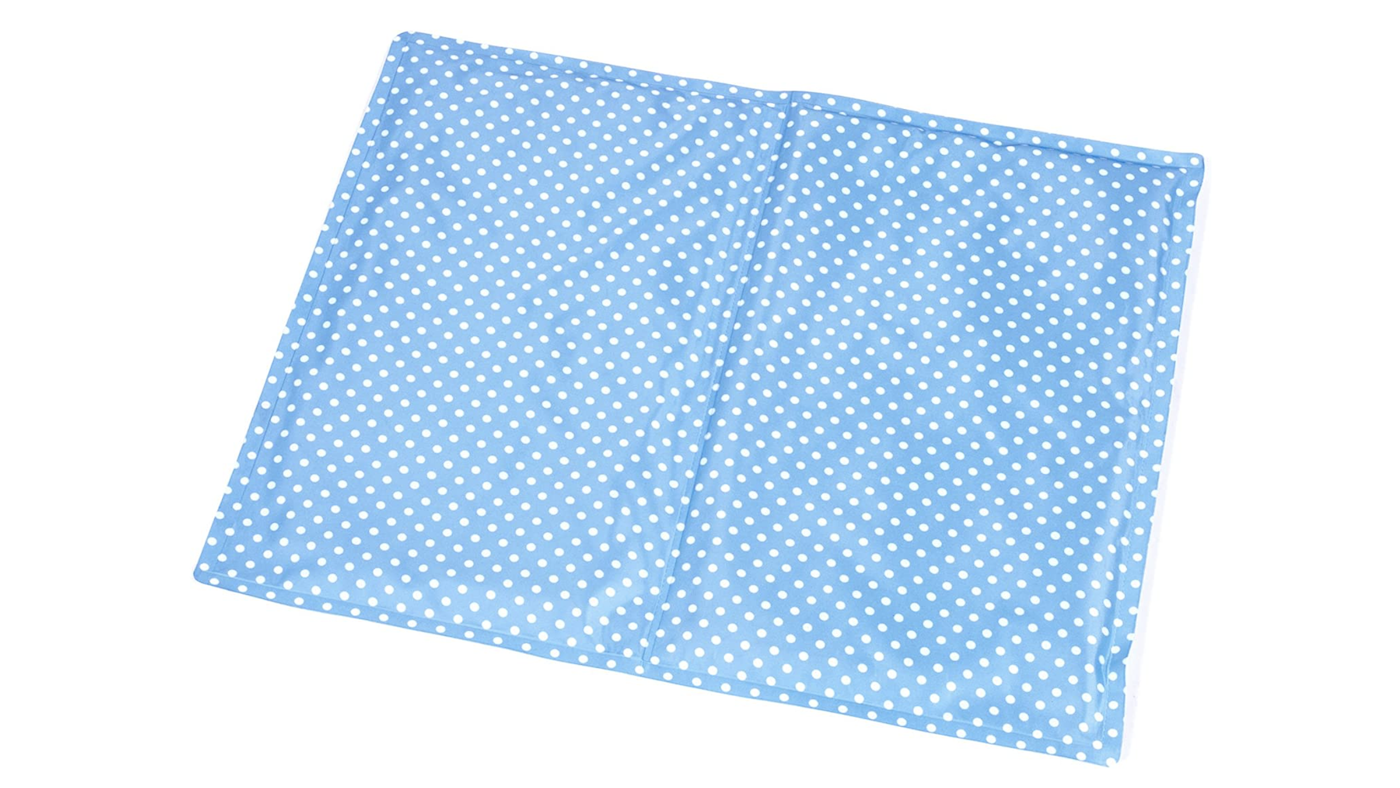 Best dog cooling mat to help your dog regulate his temperature on hot days