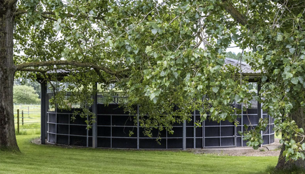 Holme Farm is on the market for £3.95M - Horse & Hound