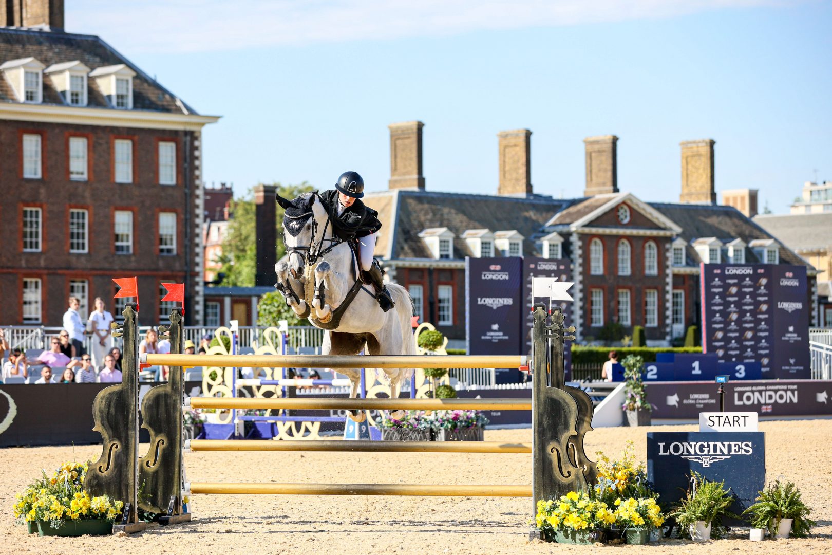 Christopher Burton wins CSI2* class at LGCT London