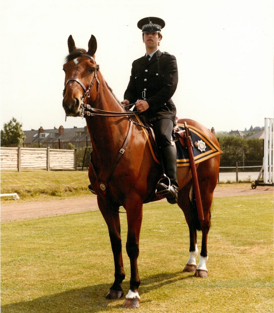 Meet Trooper, Britain’s newest – and biggest — police horse - Horse & Hound