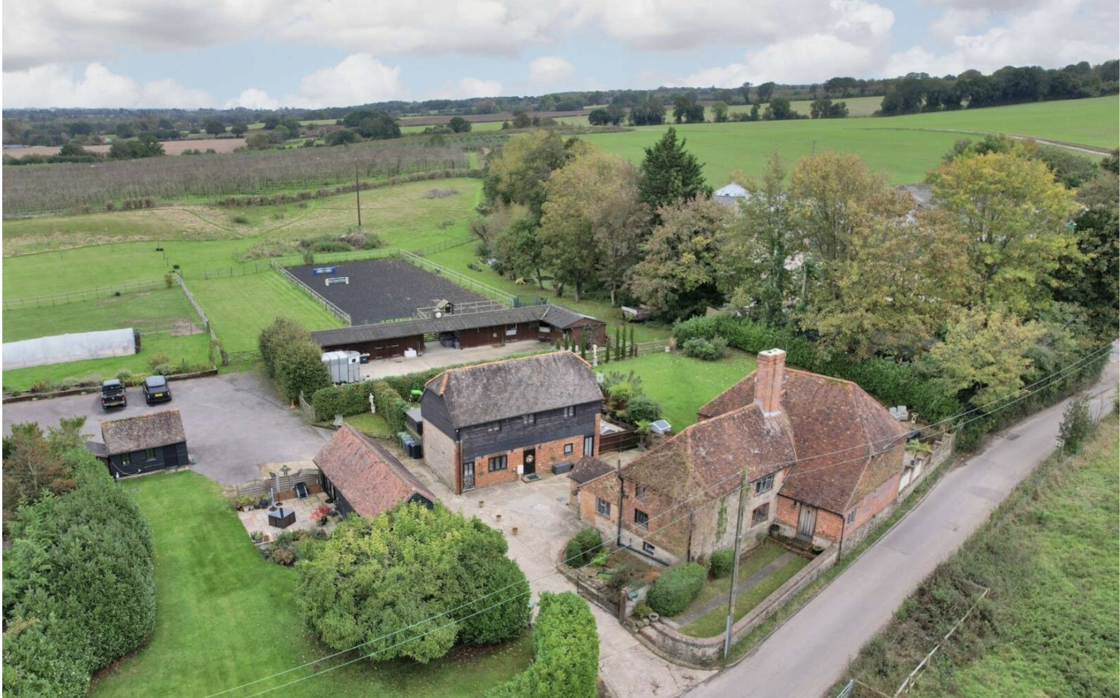 Equestrian property in Kent with four stables, two homes and a holiday let