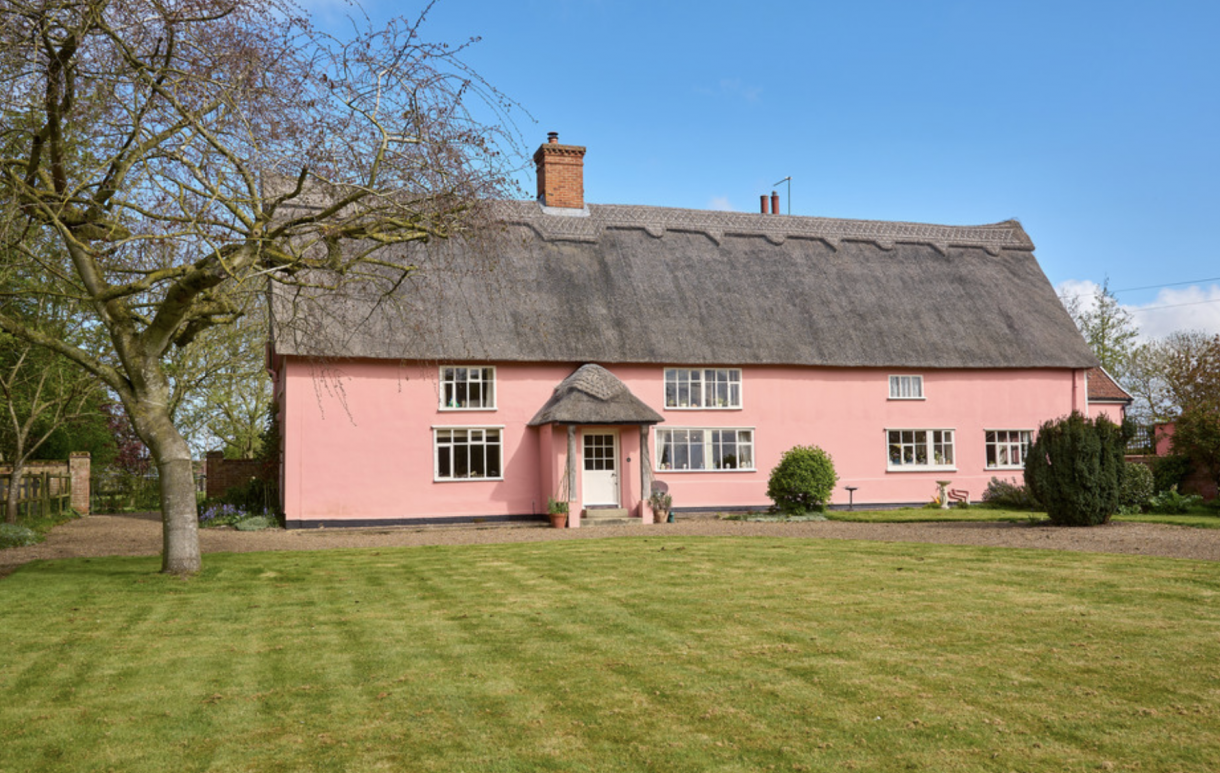 Check out this pretty thatched farmhouse, with stables, arena, grazing...