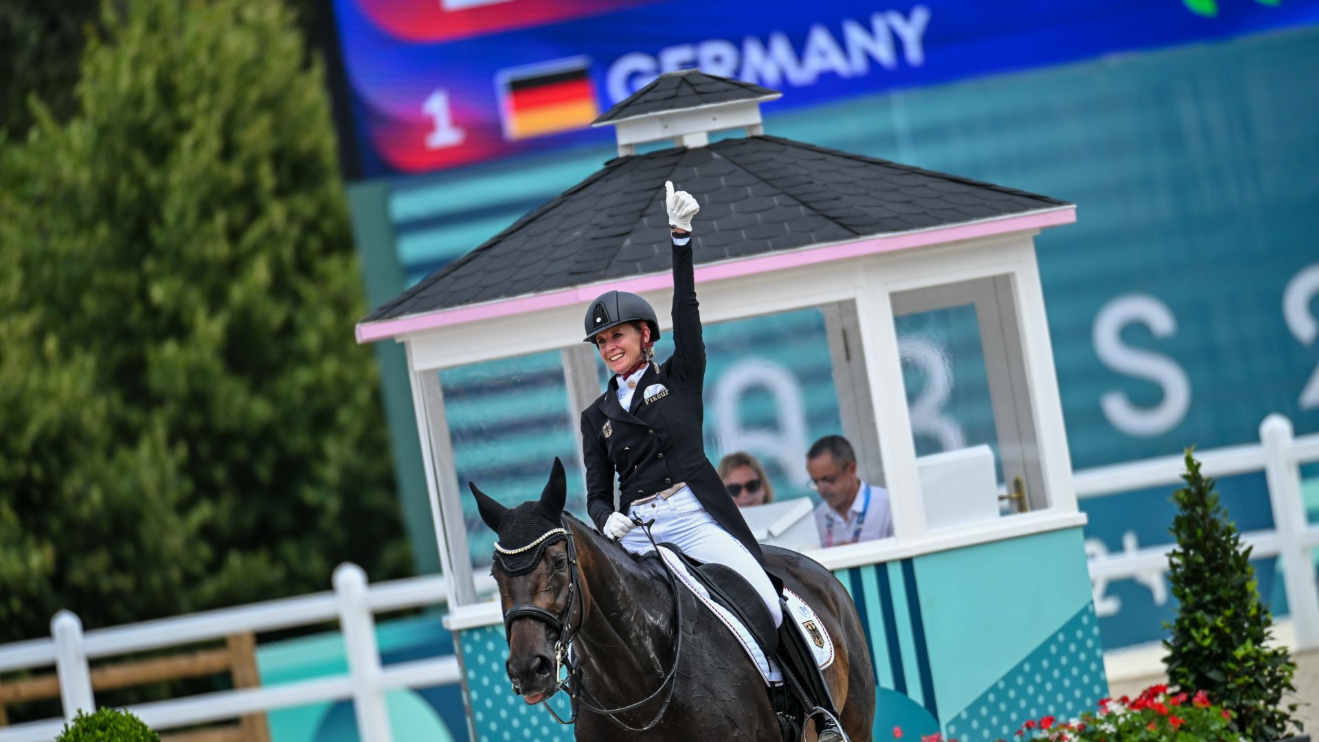 Olympic dressage team medals come down to the wire in Paris