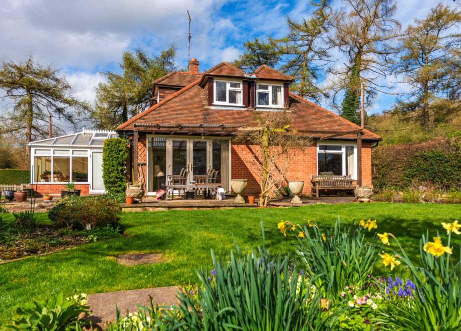 The 13-acre horsey home that’s 40 minutes from London | Horse & Hound