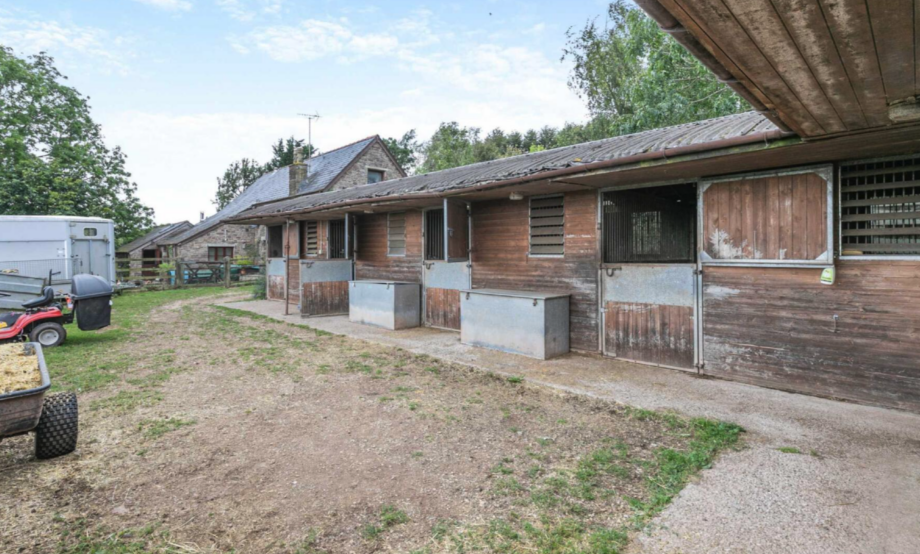 A home with stables, 13.5 acres and project arena... | Horse & Hound