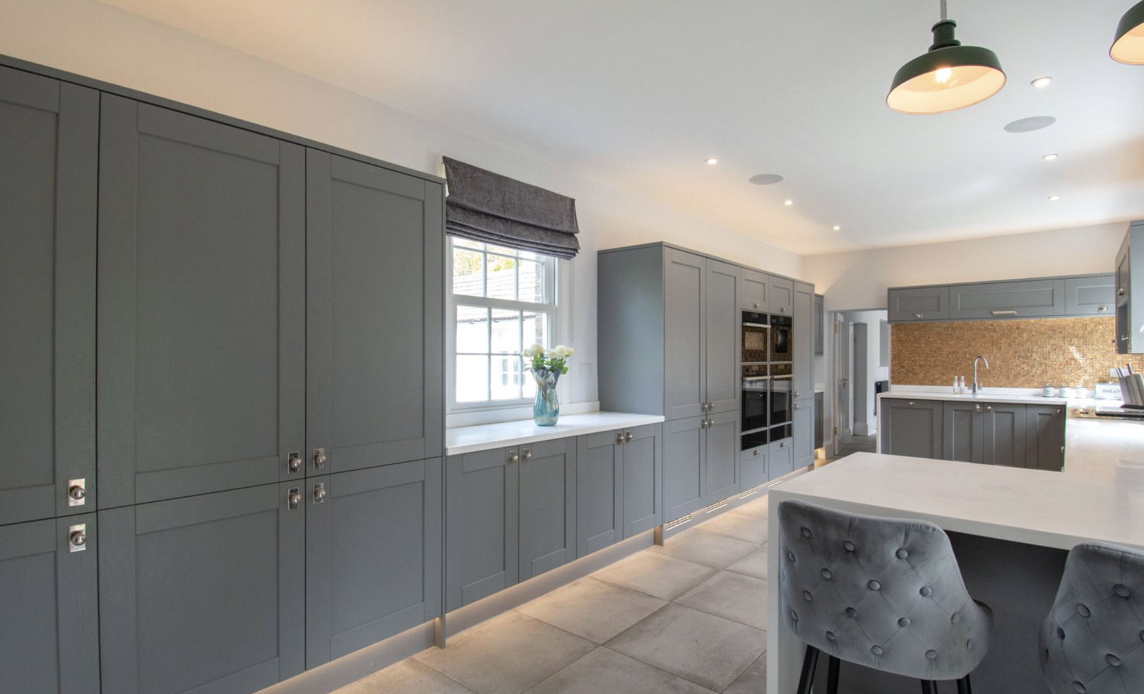 This place is the bee’s knees – check out a mega horsey home, complete ...