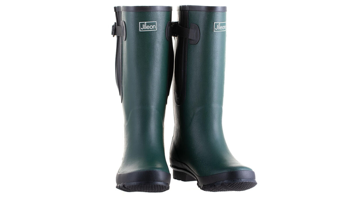 Best wellies for wide calves and adjustable options for all | Horse & Hound