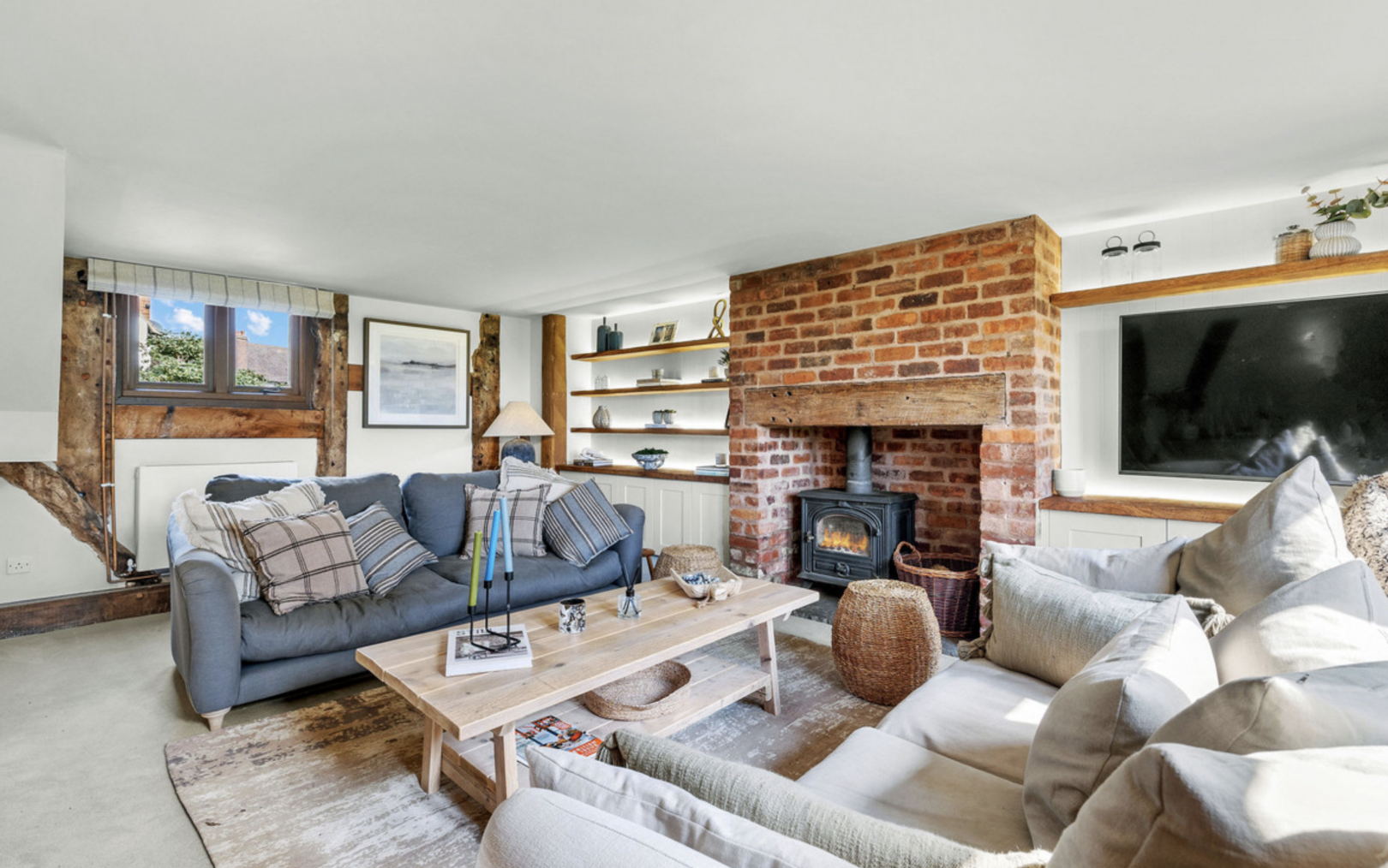 An immaculate barn conversion, with stables, grazing and more in a very ...