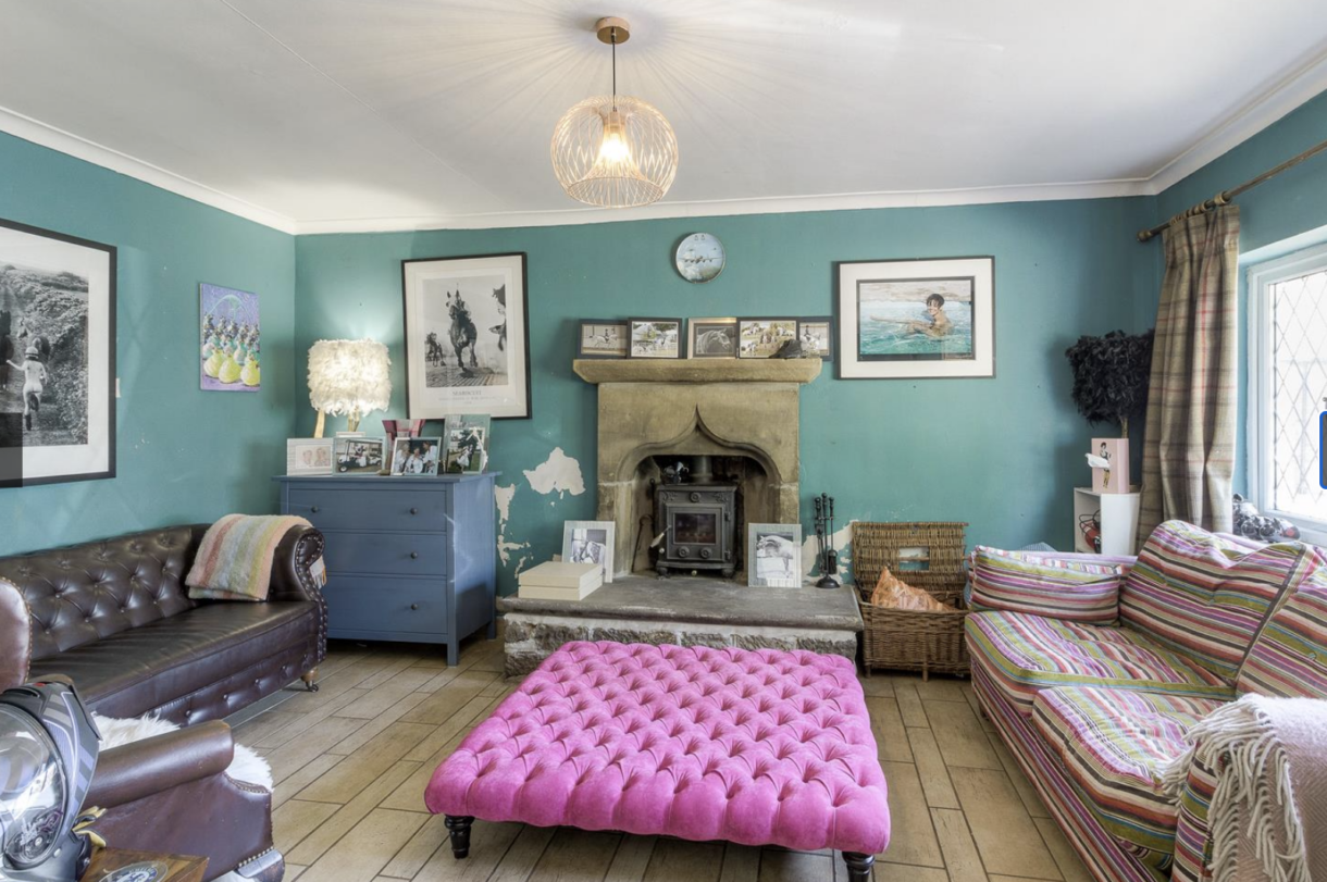 A horsey home with stables, an arena, grazing – and some intriguing ...