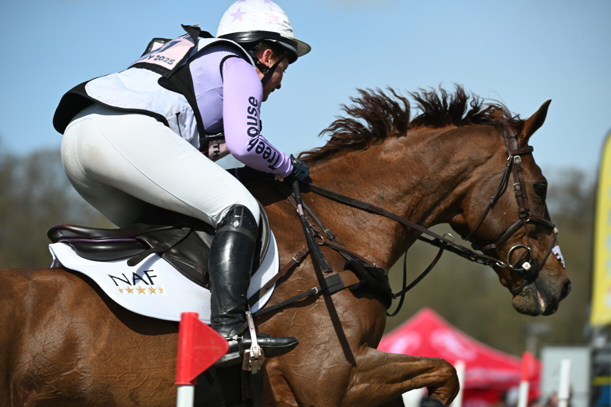 Best air jackets for horse riders: 10 top picks for safety, comfort and ...