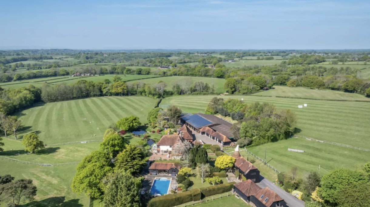 A outstanding horsey home with everything you could possibly need