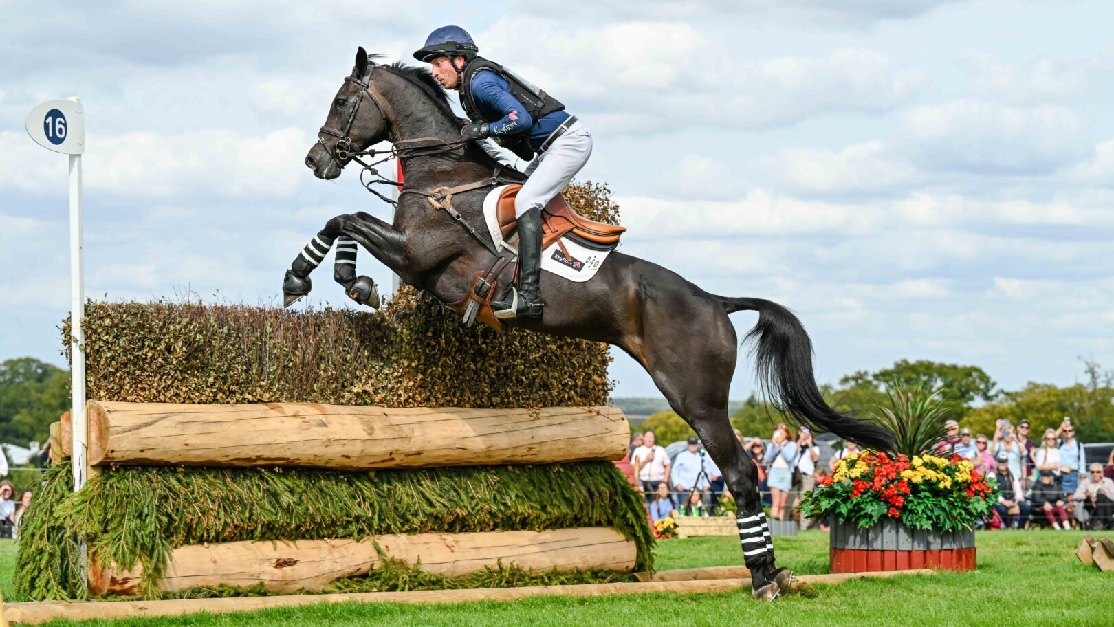 Townend drops out of contention after Burghley Horse Trials cross-country