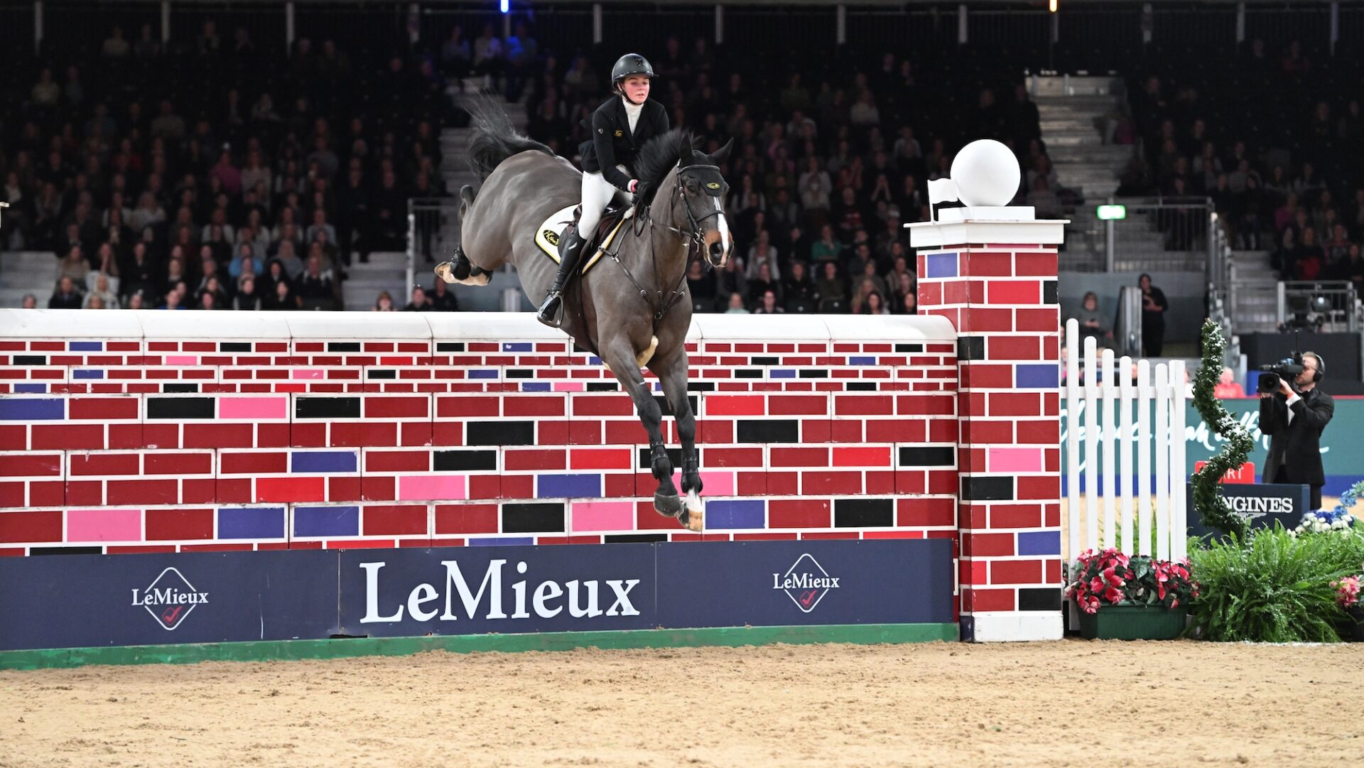 Meet young showjumping talent Rachel Proudley and her puissance star