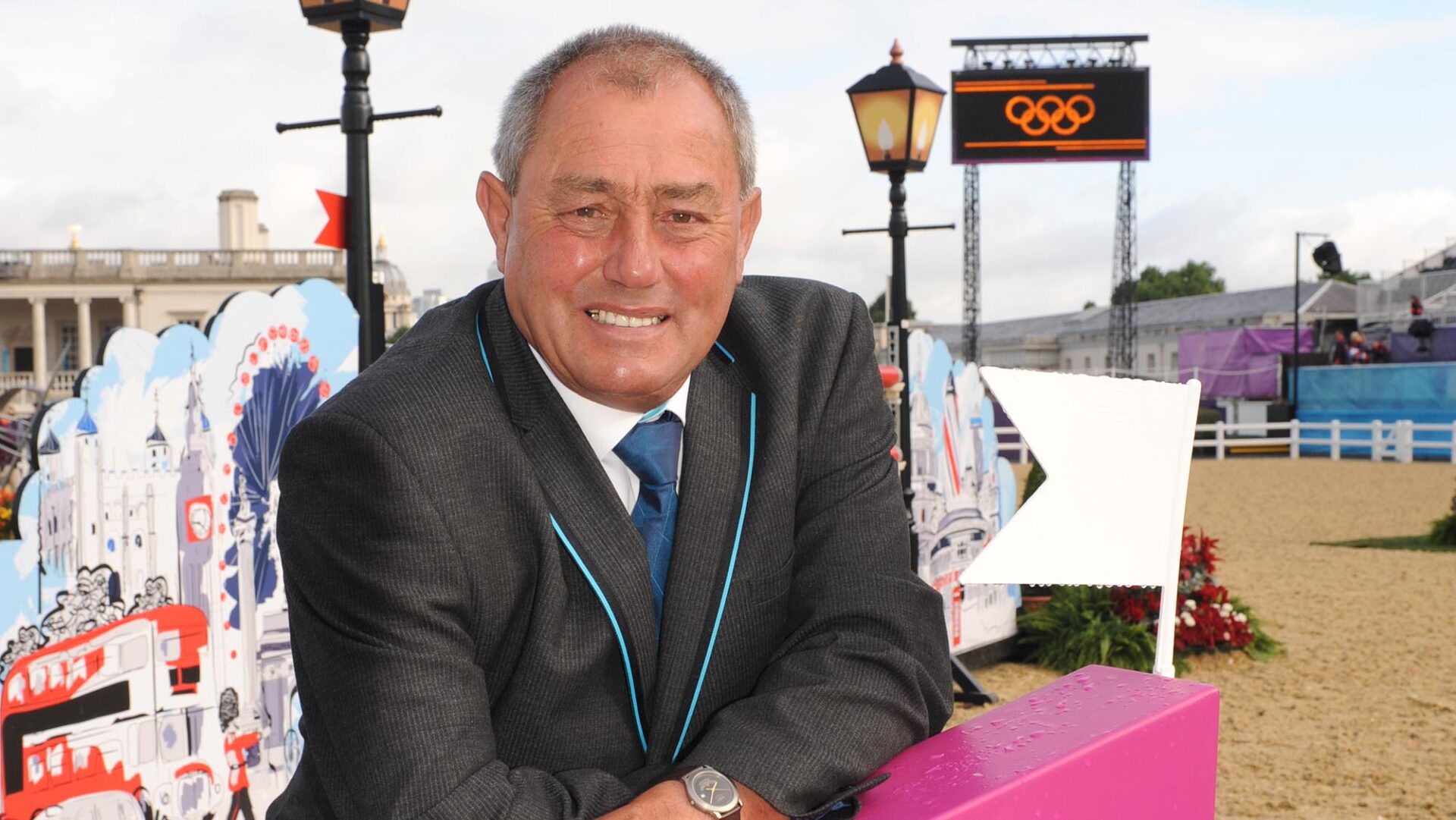 Tributes paid to Bob Ellis, the London 2012 showjumping course-designer