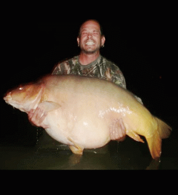 WORLD CARP RECORD GOES OVER 100 lb!