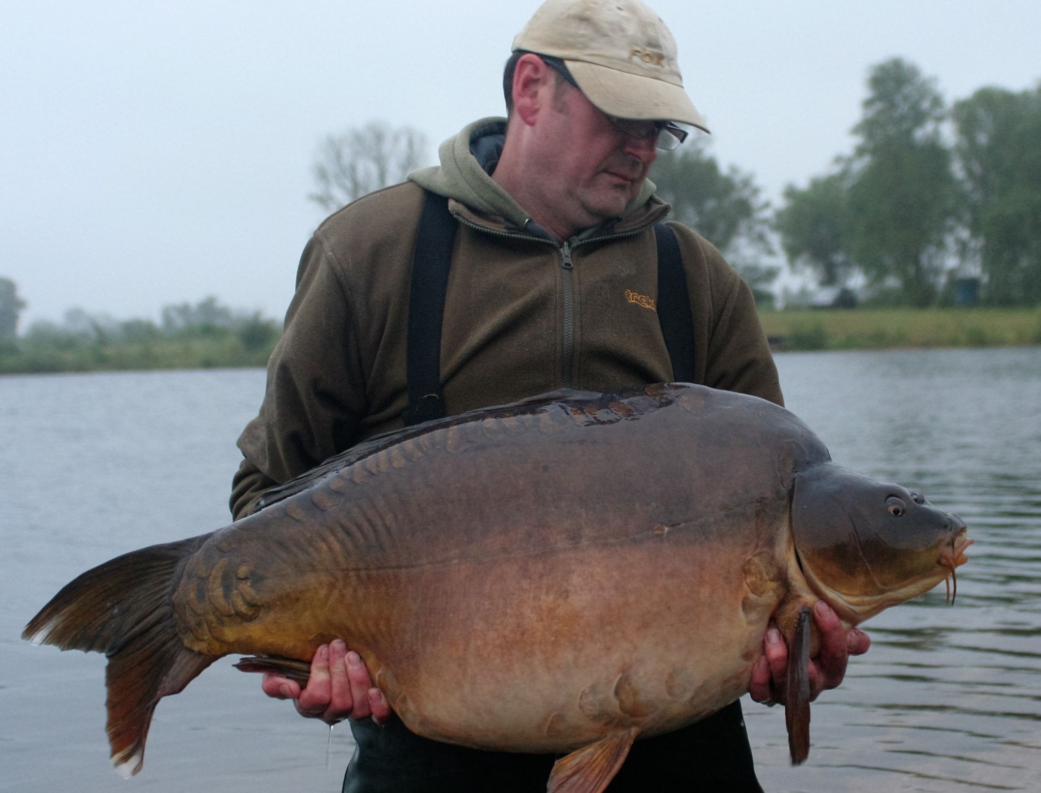 Huge 59 lb 12 oz carp from UK... instead of on French trip - Angler's Mail