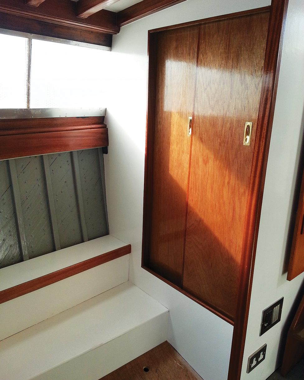 From rotting wreck to classic cruiser: Restoring a Bates Star Craft 40