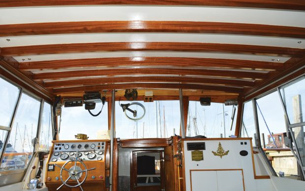 From rotting wreck to classic cruiser: Restoring a Bates Star Craft 40