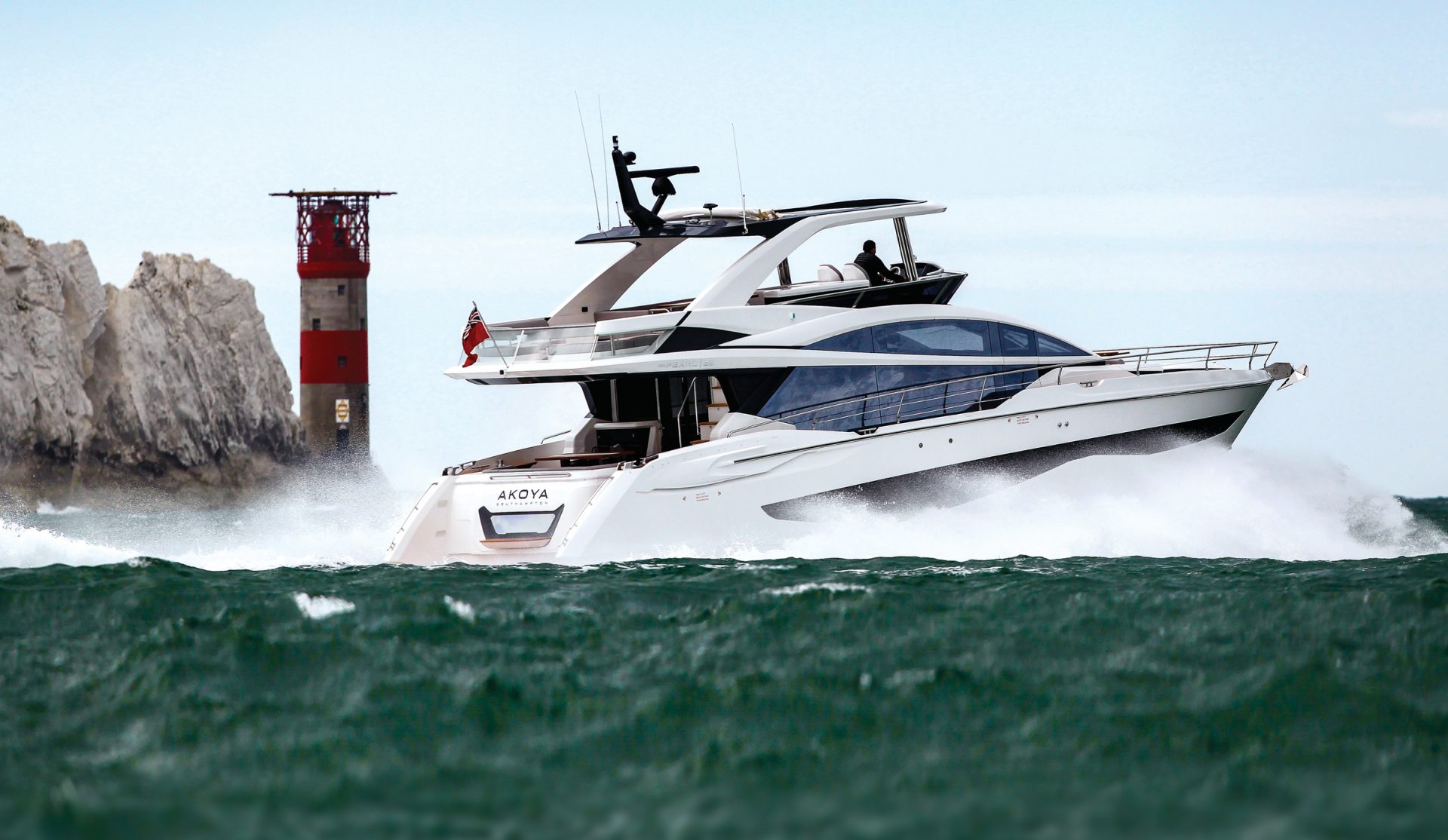 Pearl 72 full tour: Access all areas of this brand new designer yacht