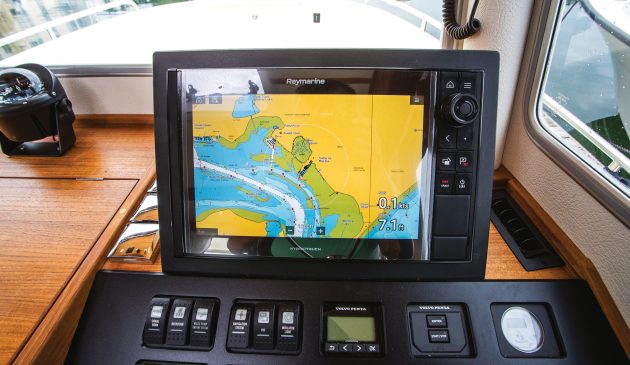 Chartplotter store