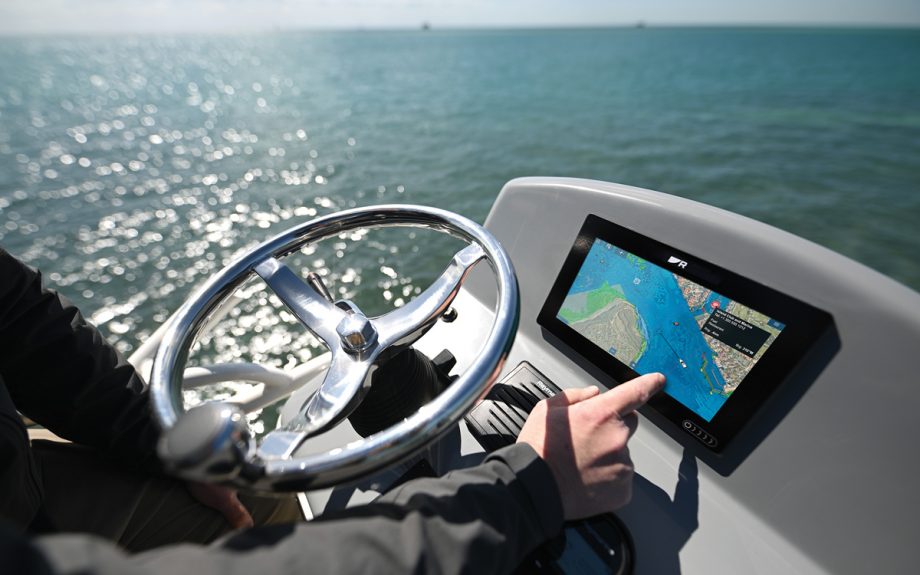 Why Raymarine Lighthouse Charts is a serious alternative to Navionics