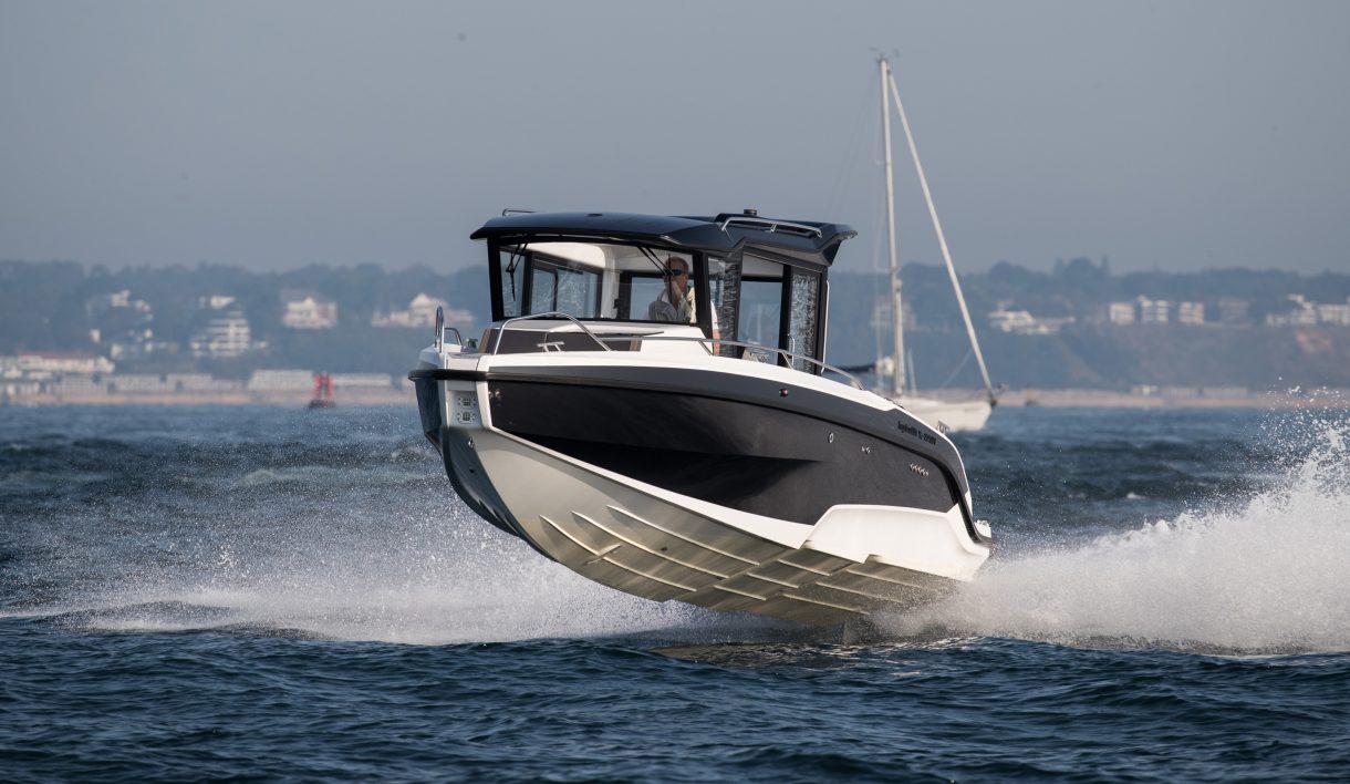 Hydrolift X-27 SUV test drive: The world's most unlikely performance boat