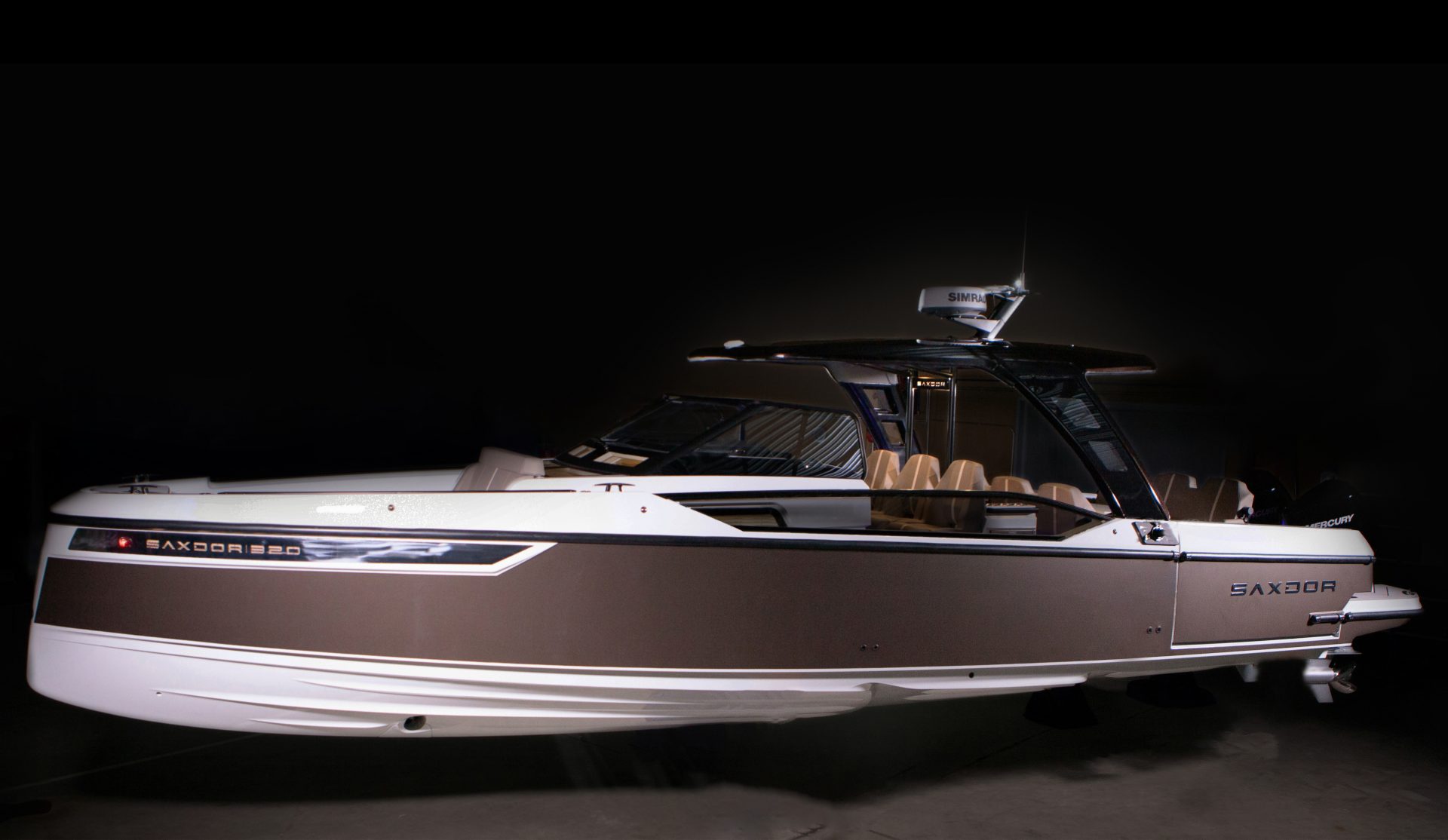 Galeon 325 GTO yacht tour: Inside an ultra-lux £350k outboard sportsboat