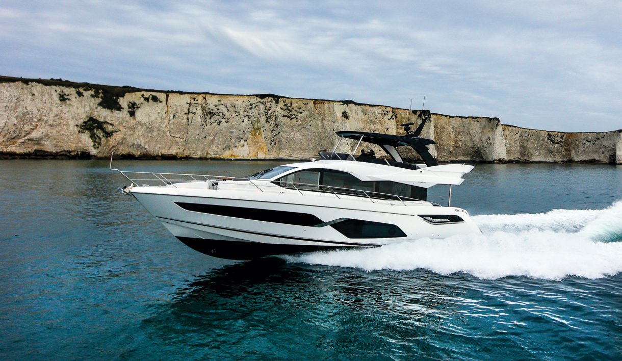Sunseeker Manhattan 68 yacht tour: A fabulous flybridge full of fine ...