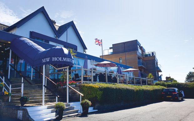 The Terrace at the New Holmwood Hotel, Cowes - seaside restaurant review