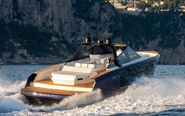 Evo R6 Open review: A boat that will be noticed wherever it goes