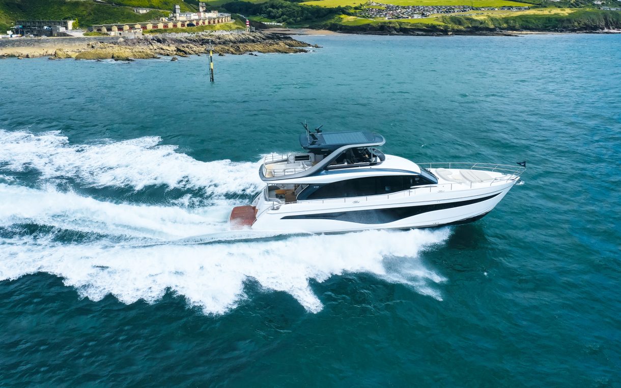 Princess V72 yacht tour: Supersize sportscruiser is all glamour, no ...