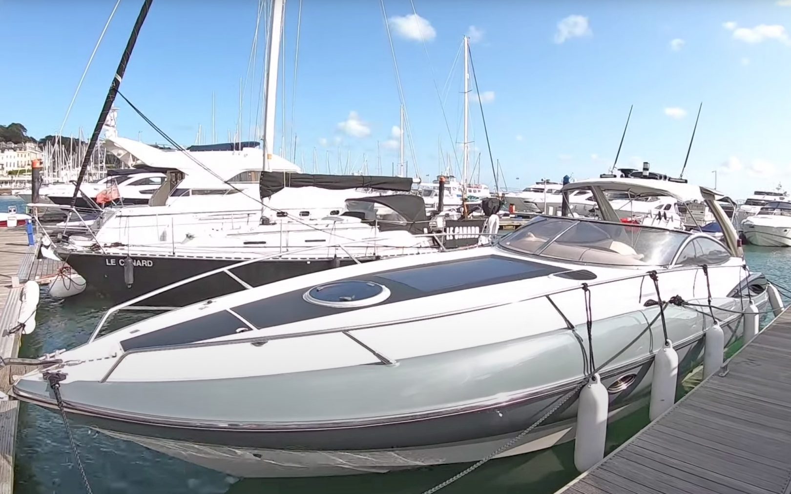 Sunseeker Superhawk 34 yacht tour: 1990s classic gets a new lease of life