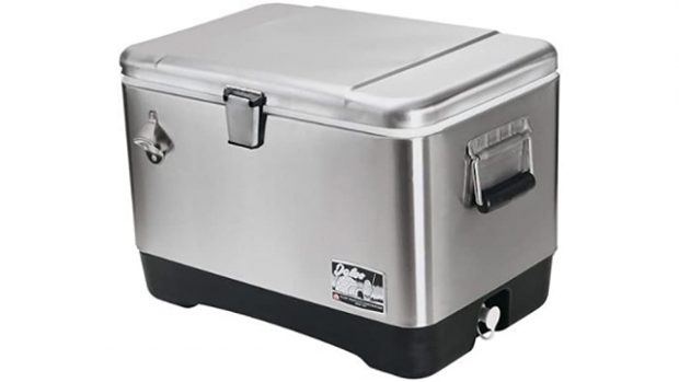 Best boat coolers: 13 top options from tote coolers to deck coolers
