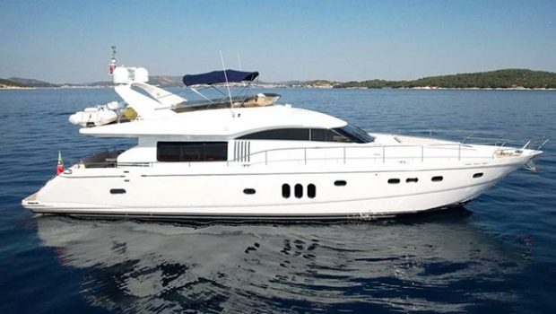 Princess 23M used boat report: Superyacht style for speedboat money