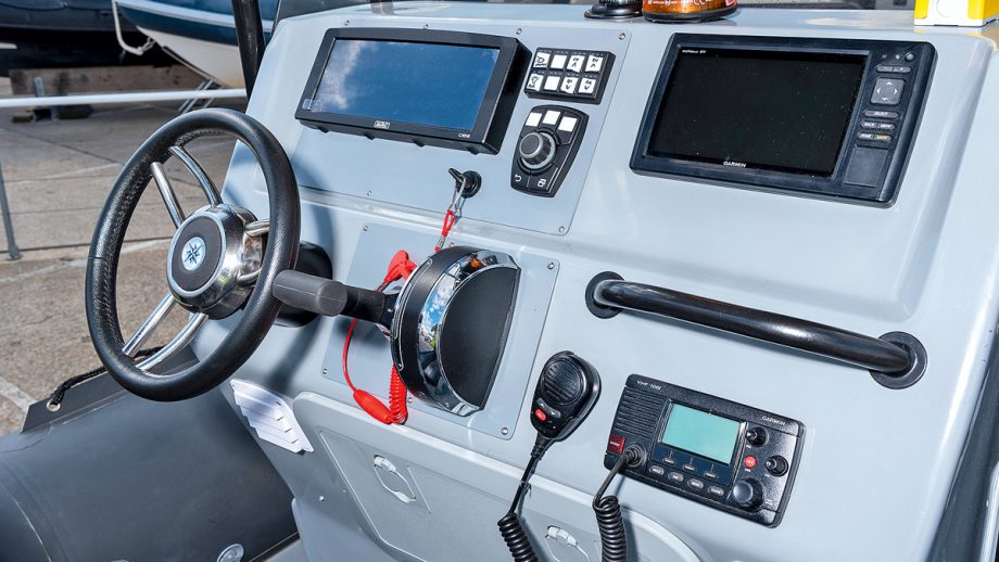 Mathwell Halfboard first look: A hybrid design in every sense of the word