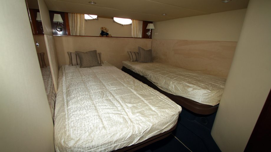 Princess V45 used boat report: Spacious cruiser should hold its value well