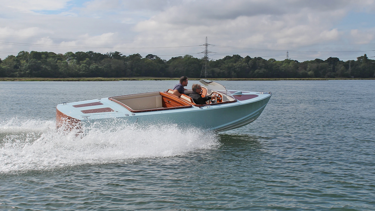Fairey Sabre 19 yacht tender tour: The return of a boatbuilding legend